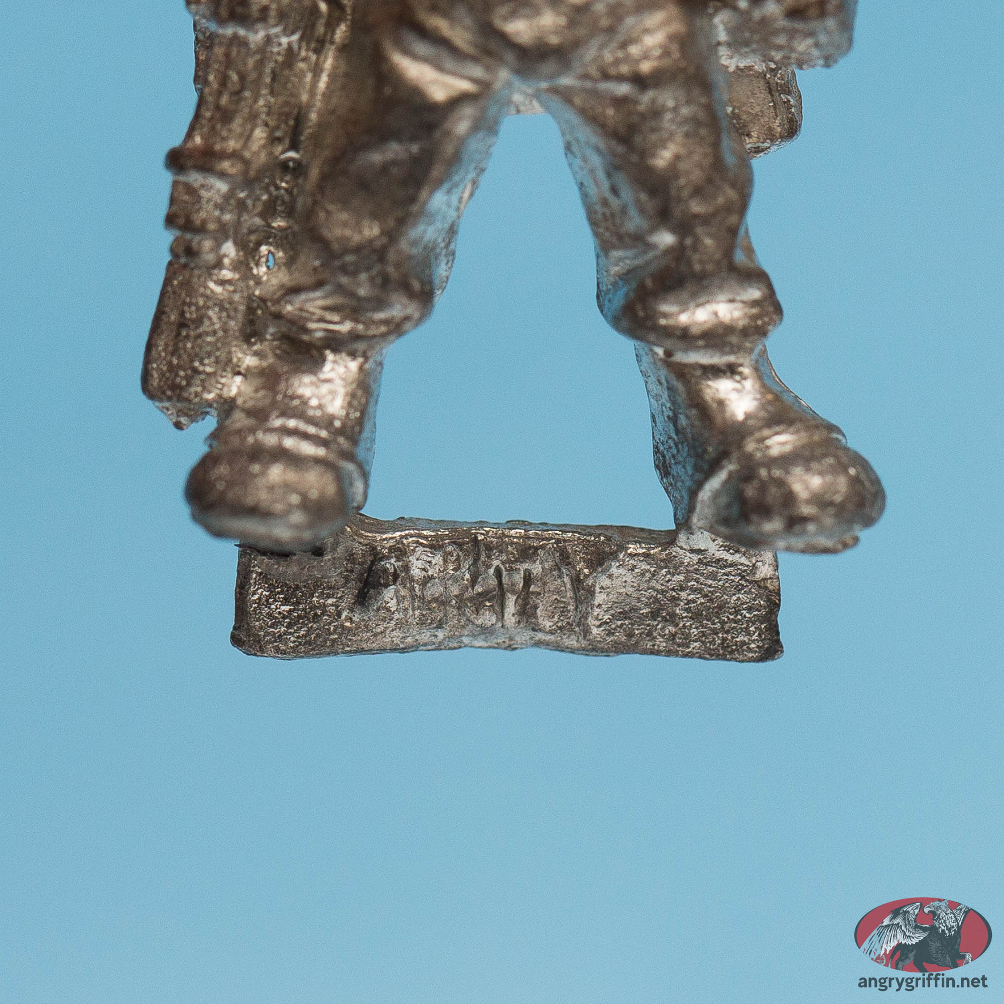 Rogue Trader Imperial Guard Captain Webb Warhammer 40K Metal – Angry ...